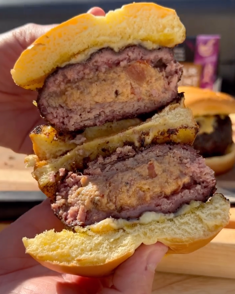 Queso-Stuffed Burger – Char Crust® Dry-Rub Seasonings